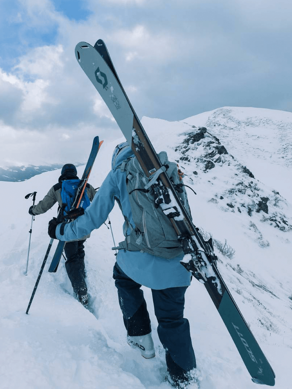 Skiing & Snowboarding